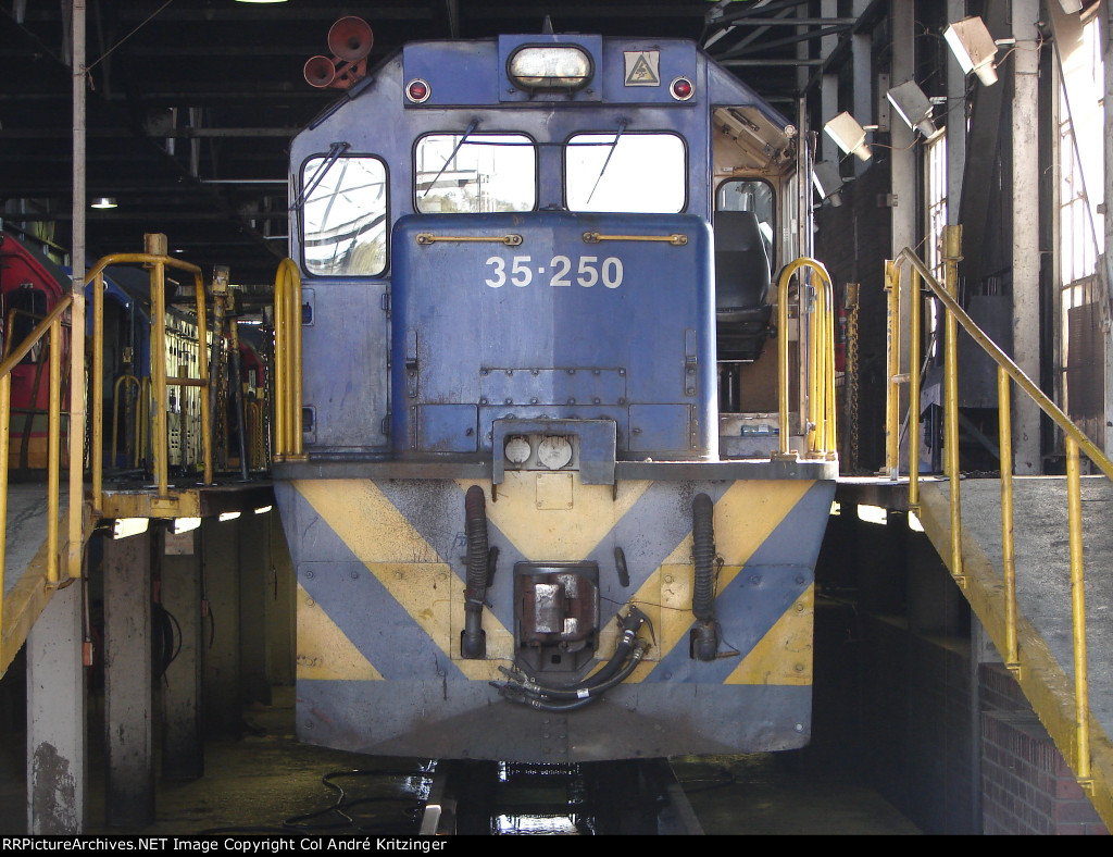 SAR Class 35-200 35-250